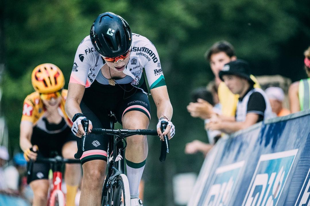 2022女子環法荷蘭女戰神AVV奪下黃衫-單車時代CYCLINGTIME.com 自行車賽事報導、單車環島路線、新手教學